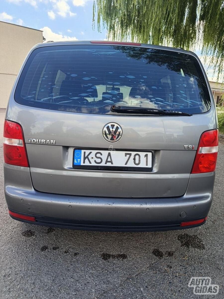 Volkswagen Touran 2007 Jonava, ar dzinēja tilpumu 1.40 L un nobraukumu 285 tūkst. km par 1450 €, foto 7 vietnē AUTOMOTO.COM.LV