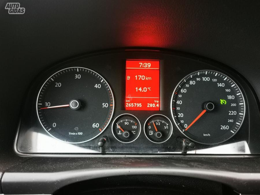 Volkswagen Touran 2007 Visaginas, ar dzinēja tilpumu 1.90 L un nobraukumu 265 tūkst. km par 1300 €, foto 18 vietnē AUTOMOTO.COM.LV