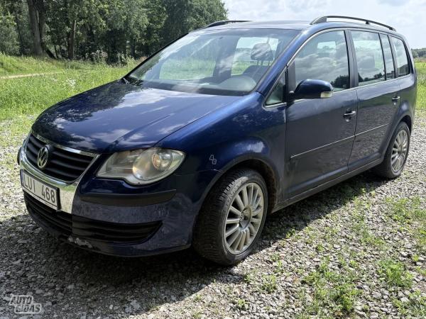 Volkswagen Touran 2007 Viļņa, ar dzinēja tilpumu 1.90 L un nobraukumu 360 tūkst. km par 1150 €, foto 1 vietnē AUTOMOTO.COM.LV