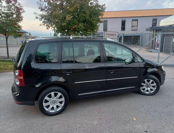 Volkswagen Touran 2007 Kauņa, ar dzinēja tilpumu 2.00 L un nobraukumu 322 tūkst. km par 3250 €, foto 10 vietnē AUTOMOTO.COM.LV
