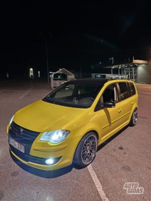 Volkswagen Touran 2007 in Moletai, with an engine capacity of 1.90 L and mileage of 490 thousand km for 1100 €, photo  on AUTOMOTO.COM.LV
