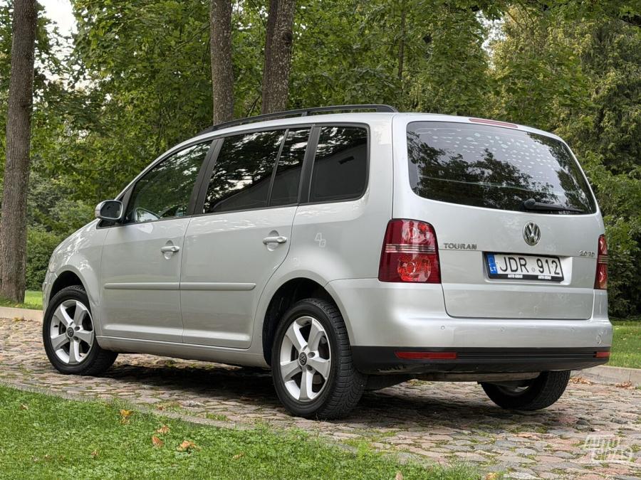Volkswagen Touran 2007 Kauņa, ar dzinēja tilpumu 2.00 L un nobraukumu 305 tūkst. km par 2299 €, foto 7 vietnē AUTOMOTO.COM.LV