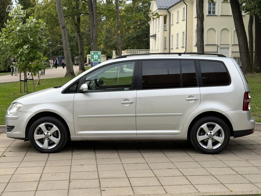 Volkswagen Touran 2007 Kauņa, ar dzinēja tilpumu 2.00 L un nobraukumu 305 tūkst. km par 2299 €, foto 8 vietnē AUTOMOTO.COM.LV
