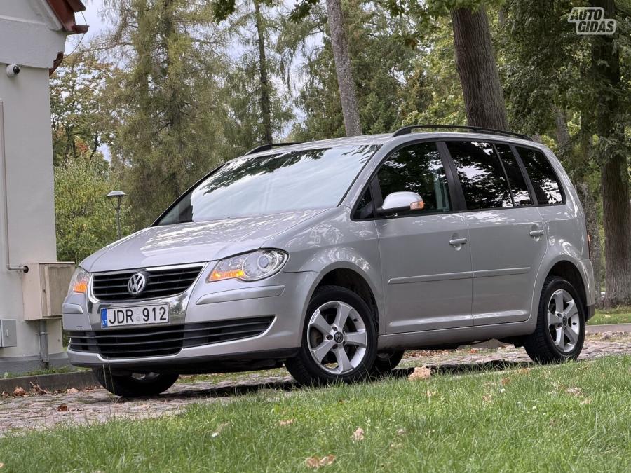 Volkswagen Touran 2007 Kauņa, ar dzinēja tilpumu 2.00 L un nobraukumu 305 tūkst. km par 2299 €, foto 13 vietnē AUTOMOTO.COM.LV