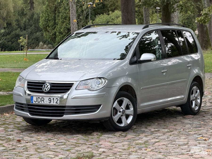 Volkswagen Touran 2007 Kauņa, ar dzinēja tilpumu 2.00 L un nobraukumu 305 tūkst. km par 2299 €, foto 17 vietnē AUTOMOTO.COM.LV