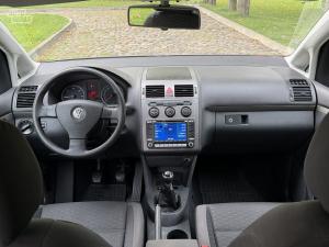 Volkswagen Touran 2007 Kauņa, ar dzinēja tilpumu 2.00 L un nobraukumu 305 tūkst. km par 2299 €, foto 19 vietnē AUTOMOTO.COM.LV