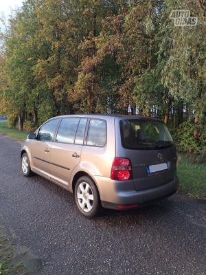 Volkswagen Touran 2007 in Vilnius, with an engine capacity of 1.90 L and mileage of 326 thousand km for 1390 €, photo  on AUTOMOTO.COM.LV