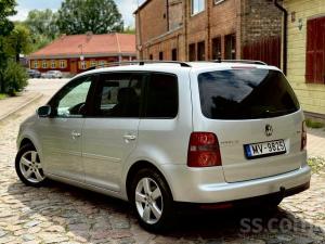 Volkswagen Touran 2008 in Jelgava, with an engine capacity of 2.00 L and mileage of 257 thousand km for 2650 €, photo 6 on AUTOMOTO.COM.LV