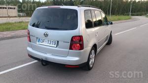 Volkswagen Touran 2008 in Jekabpils, with an engine capacity of 1.90 L and mileage of 282 thousand km for 3650 €, photo 4 on AUTOMOTO.COM.LV