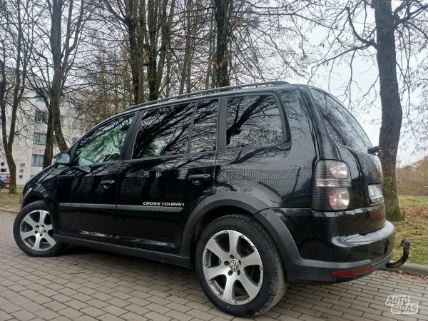 Volkswagen Touran 2008 Kauņa, ar dzinēja tilpumu 2.00 L un nobraukumu 312 tūkst. km par 3190 €, foto 2 vietnē AUTOMOTO.COM.LV