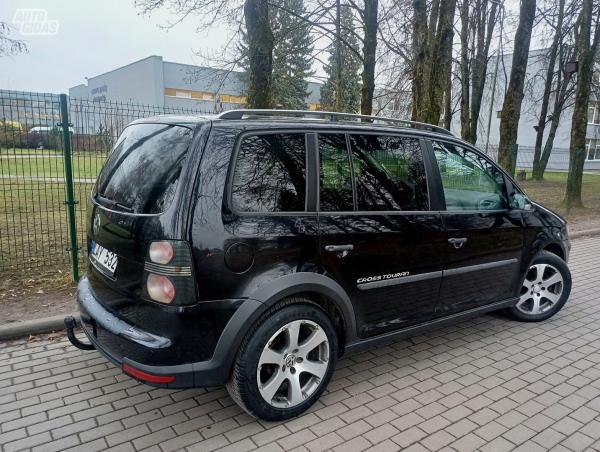 Volkswagen Touran 2008 Kauņa, ar dzinēja tilpumu 2.00 L un nobraukumu 312 tūkst. km par 3190 €, foto 8 vietnē AUTOMOTO.COM.LV
