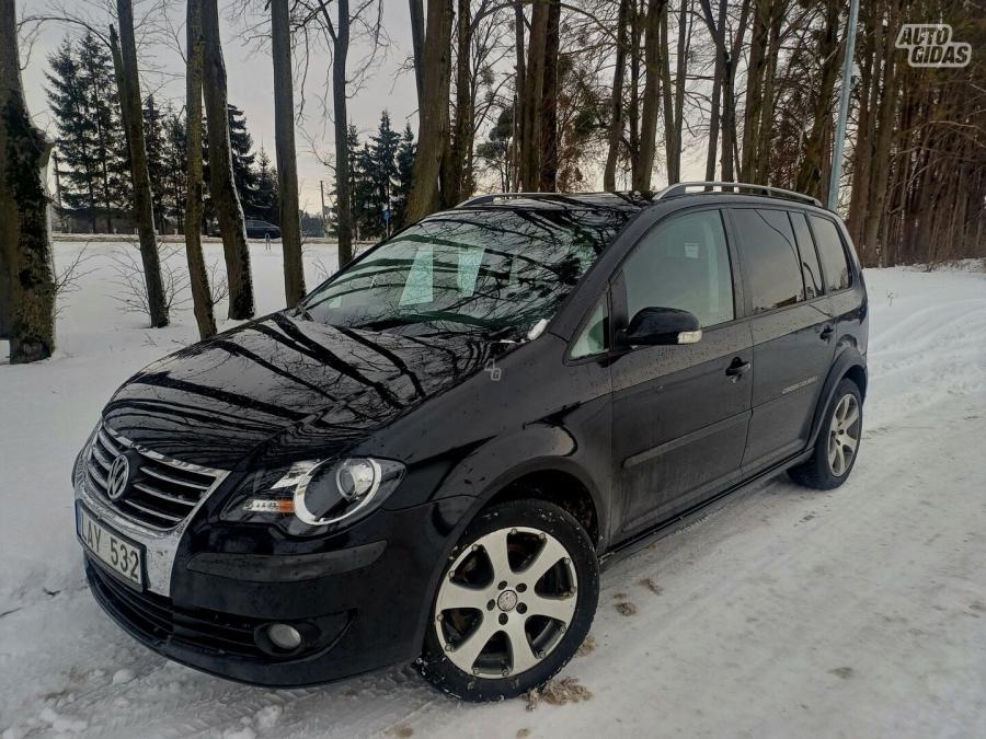 Volkswagen Touran 2008 in Kaunas, with an engine capacity of 2.00 L and mileage of 321 thousand km for 3150 €, photo 10 on AUTOMOTO.COM.LV