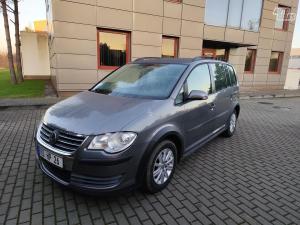 Volkswagen Touran 2008 Mažeikiai, ar dzinēja tilpumu 1.90 L un nobraukumu 289 tūkst. km par 3900 €, foto 13 vietnē AUTOMOTO.COM.LV