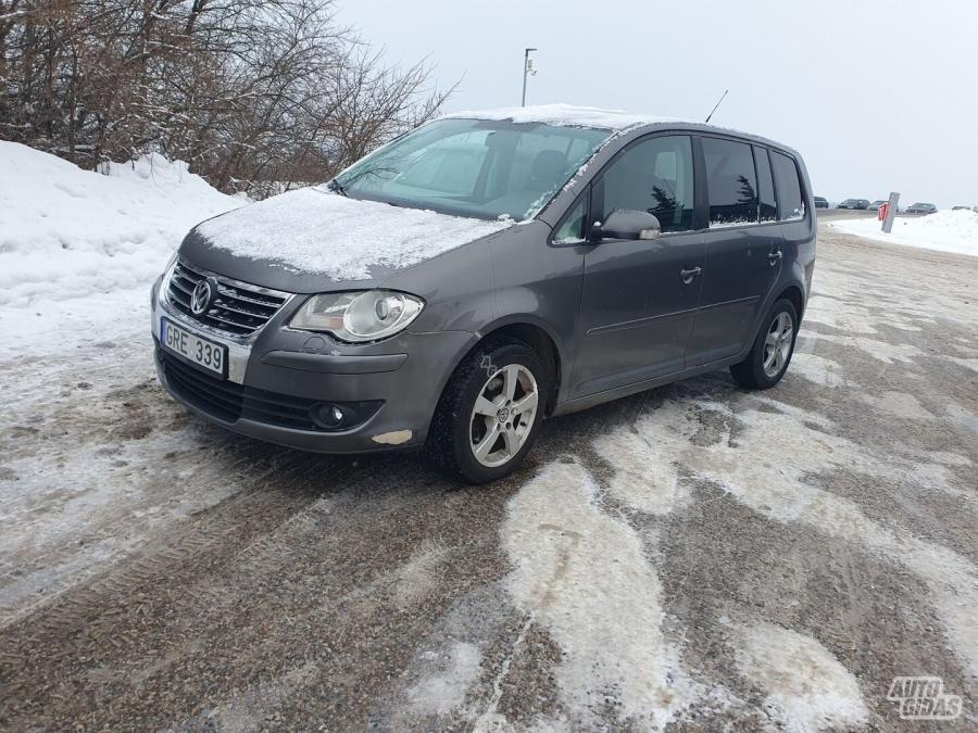 Volkswagen Touran 2008 Kauņa, ar dzinēja tilpumu 1.90 L un nobraukumu 267 tūkst. km par 1750 €, foto 1 vietnē AUTOMOTO.COM.LV