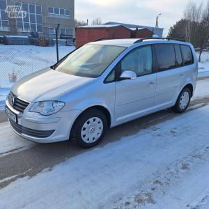 Volkswagen Touran 2008 in Marijampole, with an engine capacity of 2.00 L and mileage of 226 thousand km for 3999 €, photo  on AUTOMOTO.COM.LV