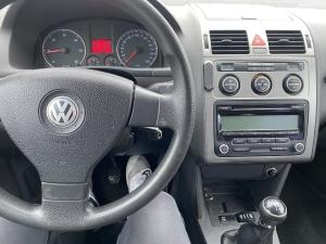 Volkswagen Touran 2008 Viļņa, ar dzinēja tilpumu 1.90 L un nobraukumu 300 tūkst. km par 1590 €, foto 5 vietnē AUTOMOTO.COM.LV