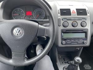 Volkswagen Touran 2008 in Vilnius, with an engine capacity of 1.90 L and mileage of 300 thousand km for 1490 €, photo 5 on AUTOMOTO.COM.LV