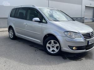 Volkswagen Touran 2008 Viļņa, ar dzinēja tilpumu 2.00 L un nobraukumu 380 tūkst. km par 2000 €, foto 3 vietnē AUTOMOTO.COM.LV