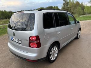 Volkswagen Touran 2008 Visaginas, ar dzinēja tilpumu 1.90 L un nobraukumu 252 tūkst. km par 3000 €, foto 6 vietnē AUTOMOTO.COM.LV