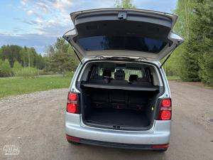 Volkswagen Touran 2008 Visaginas, ar dzinēja tilpumu 1.90 L un nobraukumu 252 tūkst. km par 3000 €, foto 12 vietnē AUTOMOTO.COM.LV