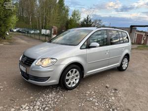 Volkswagen Touran 2008 Visaginas, ar dzinēja tilpumu 1.90 L un nobraukumu 252 tūkst. km par 3000 €, foto 13 vietnē AUTOMOTO.COM.LV