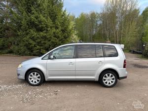 Volkswagen Touran 2008 Visaginas, ar dzinēja tilpumu 1.90 L un nobraukumu 252 tūkst. km par 3000 €, foto 16 vietnē AUTOMOTO.COM.LV