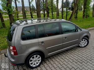 Volkswagen Touran 2008 in Kaunas, with an engine capacity of 2.00 L and mileage of 221 thousand km for 3850 €, photo 10 on AUTOMOTO.COM.LV
