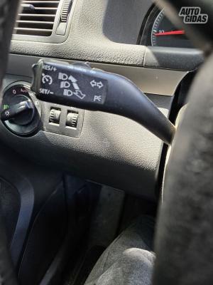 Volkswagen Touran 2008 in Prienai, with an engine capacity of 2.00 L and mileage of 268 thousand km for 1600 €, photo 15 on AUTOMOTO.COM.LV