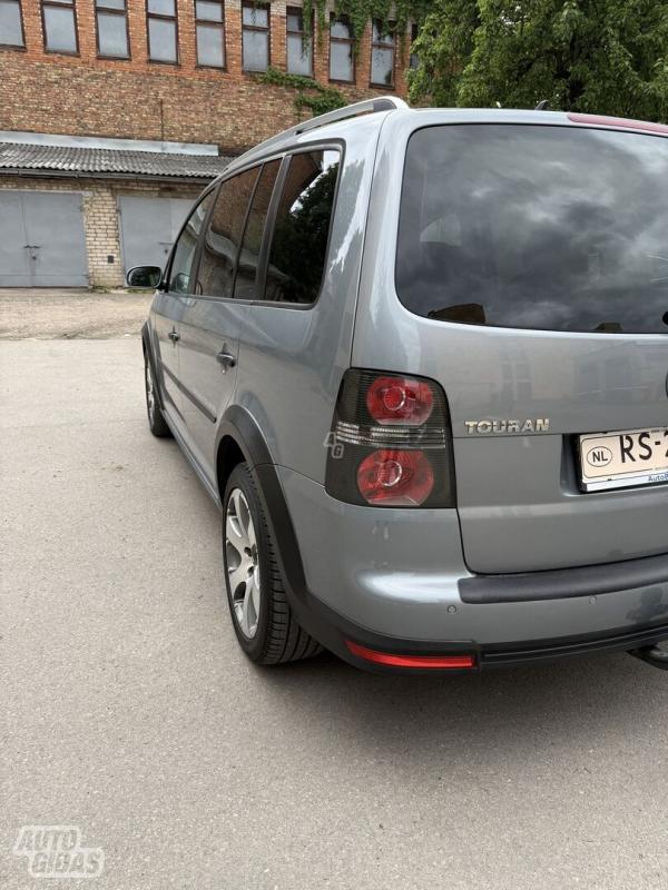 Фольксваген Туран 2008 в Каунас, объемом двигателя 2.00 л и пробегом 236 тыс. км за 3950 €, фото 9 на AUTOMOTO.COM.LV