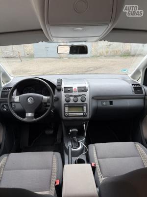 Volkswagen Touran 2008 in Kaunas, with an engine capacity of 2.00 L and mileage of 236 thousand km for 3950 €, photo 21 on AUTOMOTO.COM.LV