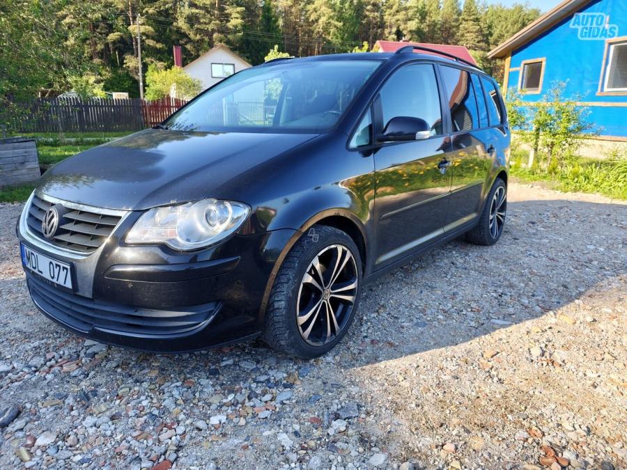 Volkswagen Touran 2008 Jonava, ar dzinēja tilpumu 1.90 L un nobraukumu 347 tūkst. km par 1400 €, foto 1 vietnē AUTOMOTO.COM.LV