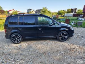Volkswagen Touran 2008 Jonava, ar dzinēja tilpumu 1.90 L un nobraukumu 347 tūkst. km par 1400 €, foto 7 vietnē AUTOMOTO.COM.LV