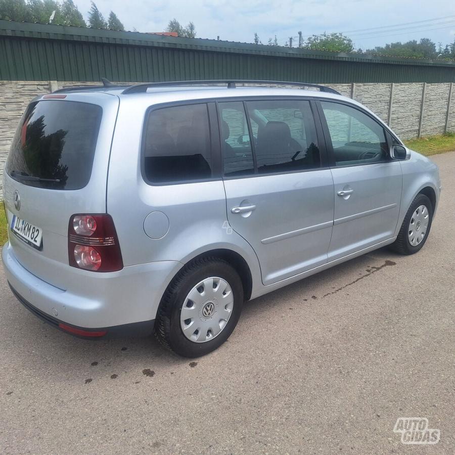 Volkswagen Touran 2008 Marijampole, ar dzinēja tilpumu 2.00 L un nobraukumu 229 tūkst. km par 3800 €, foto 3 vietnē AUTOMOTO.COM.LV