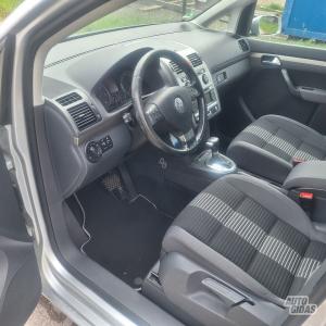Volkswagen Touran 2008 Marijampole, ar dzinēja tilpumu 2.00 L un nobraukumu 229 tūkst. km par 3800 €, foto 7 vietnē AUTOMOTO.COM.LV