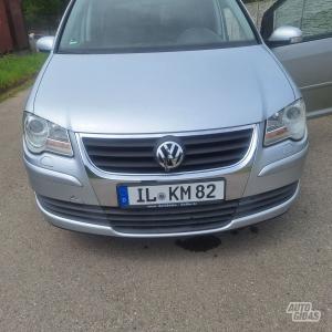 Volkswagen Touran 2008 Marijampole, ar dzinēja tilpumu 2.00 L un nobraukumu 229 tūkst. km par 3800 €, foto 12 vietnē AUTOMOTO.COM.LV