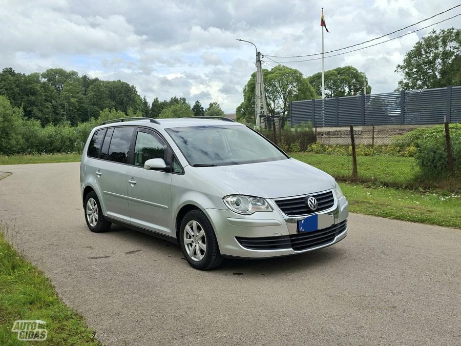 Фольксваген Туран 2008 в Шяуляй, объемом двигателя 1.90 л и пробегом 290 тыс. км за 2000 €, фото 8 на AUTOMOTO.COM.LV