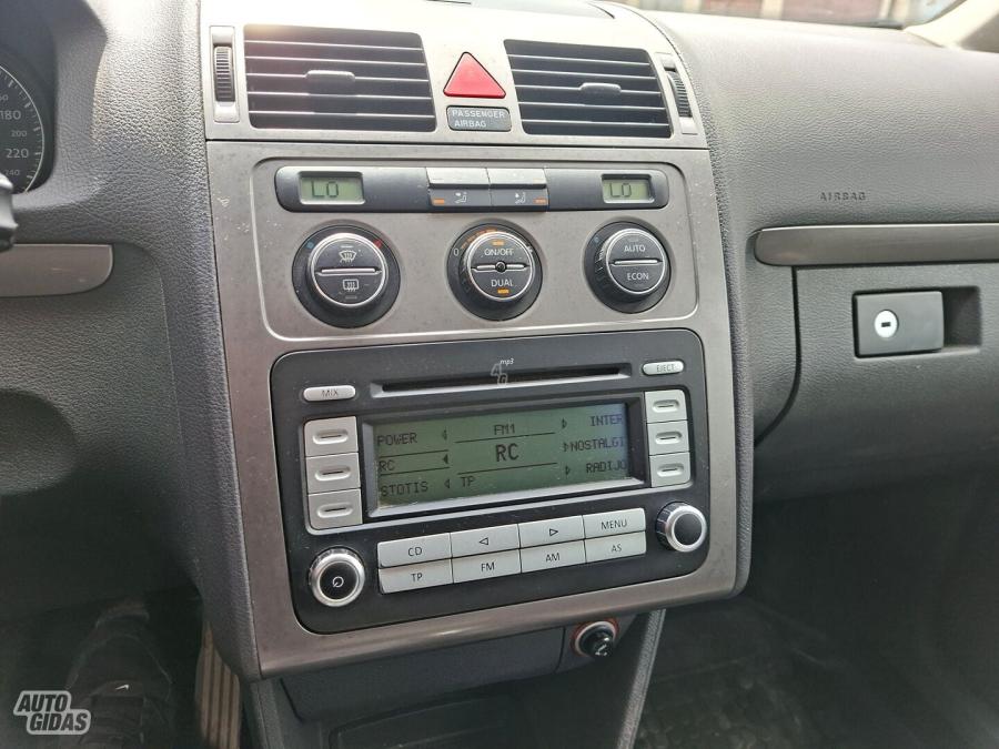Фольксваген Туран 2008 в Шяуляй, объемом двигателя 1.90 л и пробегом 290 тыс. км за 2000 €, фото 13 на AUTOMOTO.COM.LV