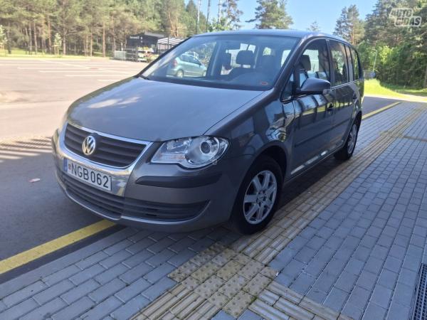 Volkswagen Touran 2008 Utena, ar dzinēja tilpumu 1.90 L un nobraukumu 256 tūkst. km par 2950 €, foto 2 vietnē AUTOMOTO.COM.LV