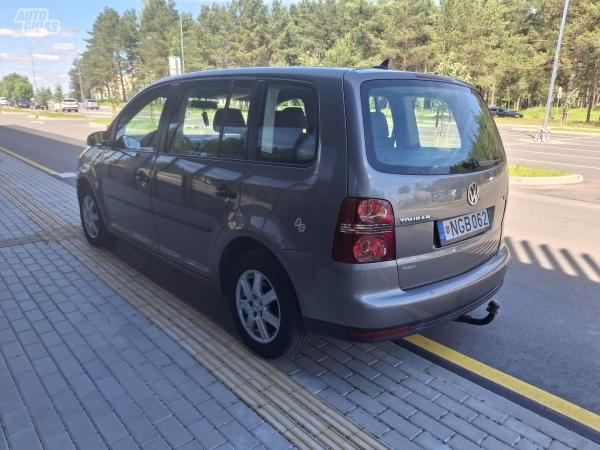 Volkswagen Touran 2008 Utena, ar dzinēja tilpumu 1.90 L un nobraukumu 256 tūkst. km par 2950 €, foto 6 vietnē AUTOMOTO.COM.LV