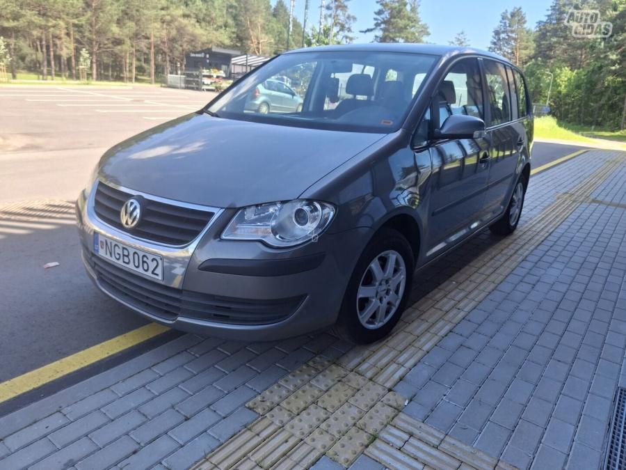 Volkswagen Touran 2008 Utena, ar dzinēja tilpumu 1.90 L un nobraukumu 256 tūkst. km par 2850 €, foto 3 vietnē AUTOMOTO.COM.LV
