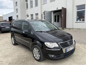 Volkswagen Touran 2008 Telšiai, ar dzinēja tilpumu 2.00 L un nobraukumu 346 tūkst. km par 1150 €, foto  vietnē AUTOMOTO.COM.LV