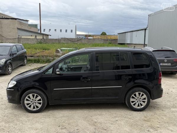 Volkswagen Touran 2008 Telšiai, ar dzinēja tilpumu 2.00 L un nobraukumu 346 tūkst. km par 1150 €, foto 3 vietnē AUTOMOTO.COM.LV