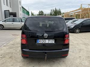 Volkswagen Touran 2008 Telšiai, ar dzinēja tilpumu 2.00 L un nobraukumu 346 tūkst. km par 1150 €, foto 6 vietnē AUTOMOTO.COM.LV