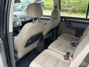 Volkswagen Touran 2008 Telšiai, ar dzinēja tilpumu 2.00 L un nobraukumu 346 tūkst. km par 1150 €, foto 11 vietnē AUTOMOTO.COM.LV