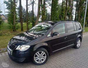 Volkswagen Touran 2008 Kauņa, ar dzinēja tilpumu 2.00 L un nobraukumu 279 tūkst. km par 3350 €, foto  vietnē AUTOMOTO.COM.LV
