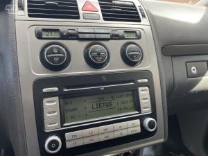 Фольксваген Туран 2008 в Каунас, объемом двигателя 1.90 л и пробегом 343 тыс. км за 2650 €, фото 25 на AUTOMOTO.COM.LV