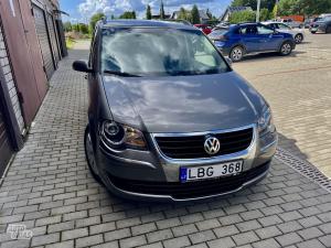 Volkswagen Touran 2008 Kauņa, ar dzinēja tilpumu 1.90 L un nobraukumu 343 tūkst. km par 2450 €, foto 27 vietnē AUTOMOTO.COM.LV