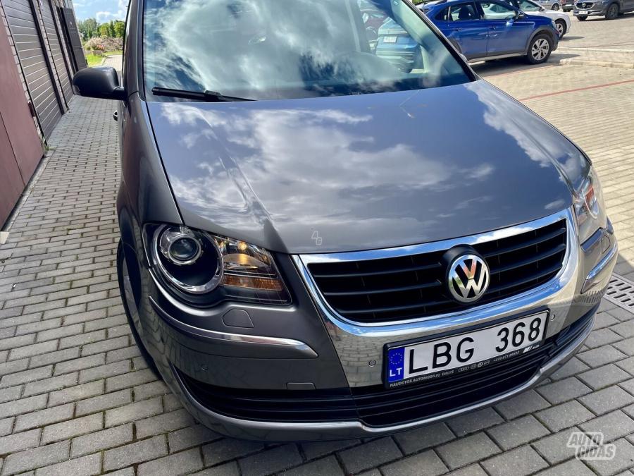 Volkswagen Touran 2008 Kauņa, ar dzinēja tilpumu 1.90 L un nobraukumu 343 tūkst. km par 2450 €, foto 29 vietnē AUTOMOTO.COM.LV