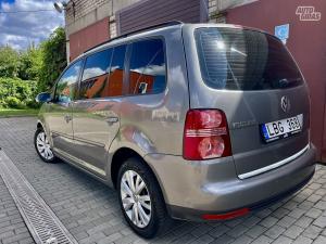 Volkswagen Touran 2008 Kauņa, ar dzinēja tilpumu 1.90 L un nobraukumu 343 tūkst. km par 2450 €, foto 31 vietnē AUTOMOTO.COM.LV