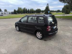 Volkswagen Touran 2008 Kauņa, ar dzinēja tilpumu 1.90 L un nobraukumu 310 tūkst. km par 1790 €, foto 5 vietnē AUTOMOTO.COM.LV